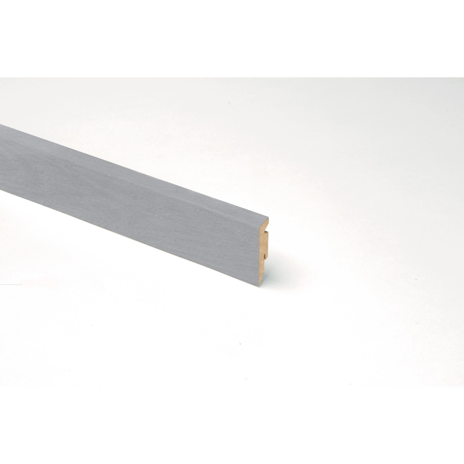 Battiscopa in MDF alluminio H 5,8 cm acquista da OBI